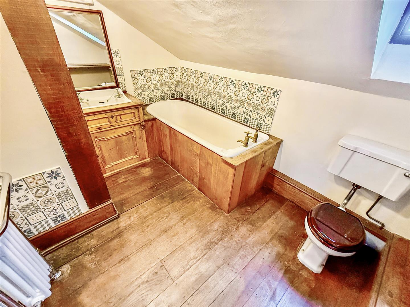 Keeprs Bridge, Rednal, West Felton, Oswestry – Town & Country